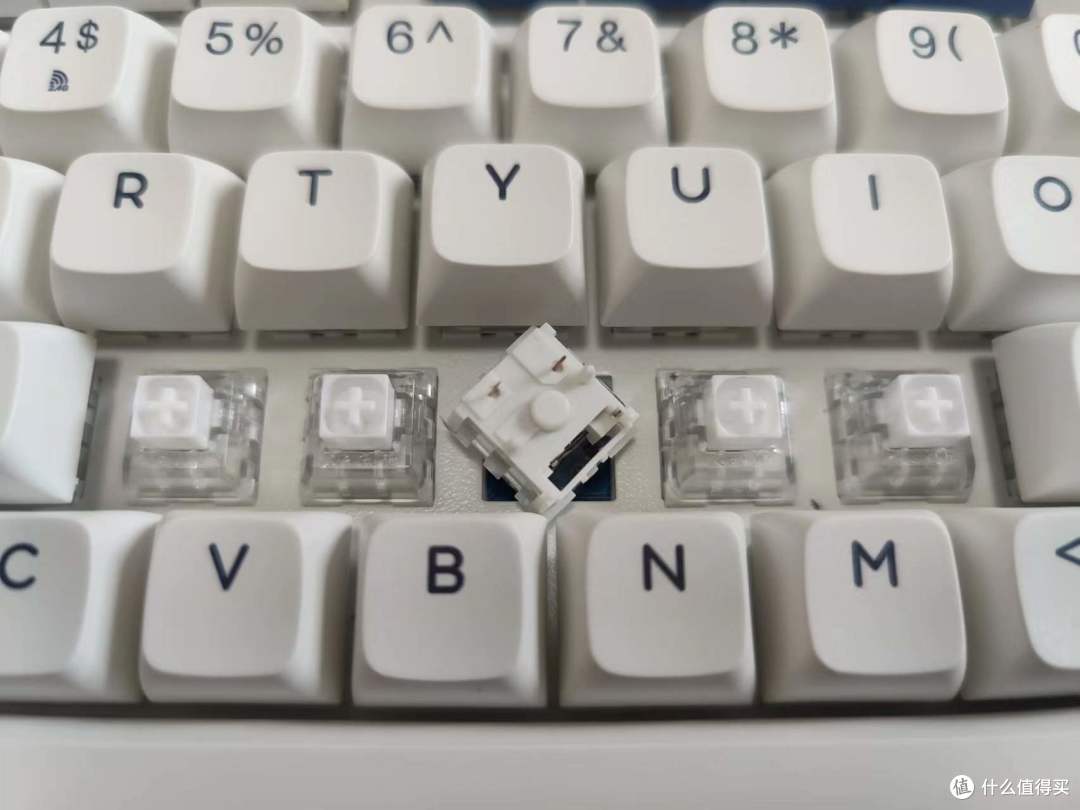 魔炼者MK98 凯华Box V2加持 性价比拉满 98配列的独树一帜_键盘_什么值得买