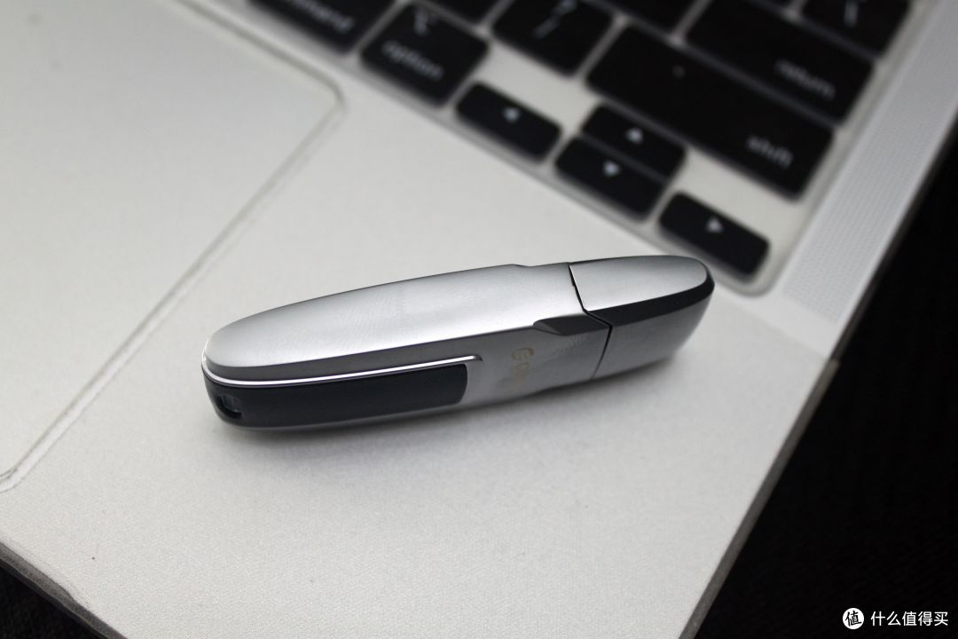 ORICO U3S闪存U盘：酷炫跑车造型，超高传输速度_U盘_什么值得买