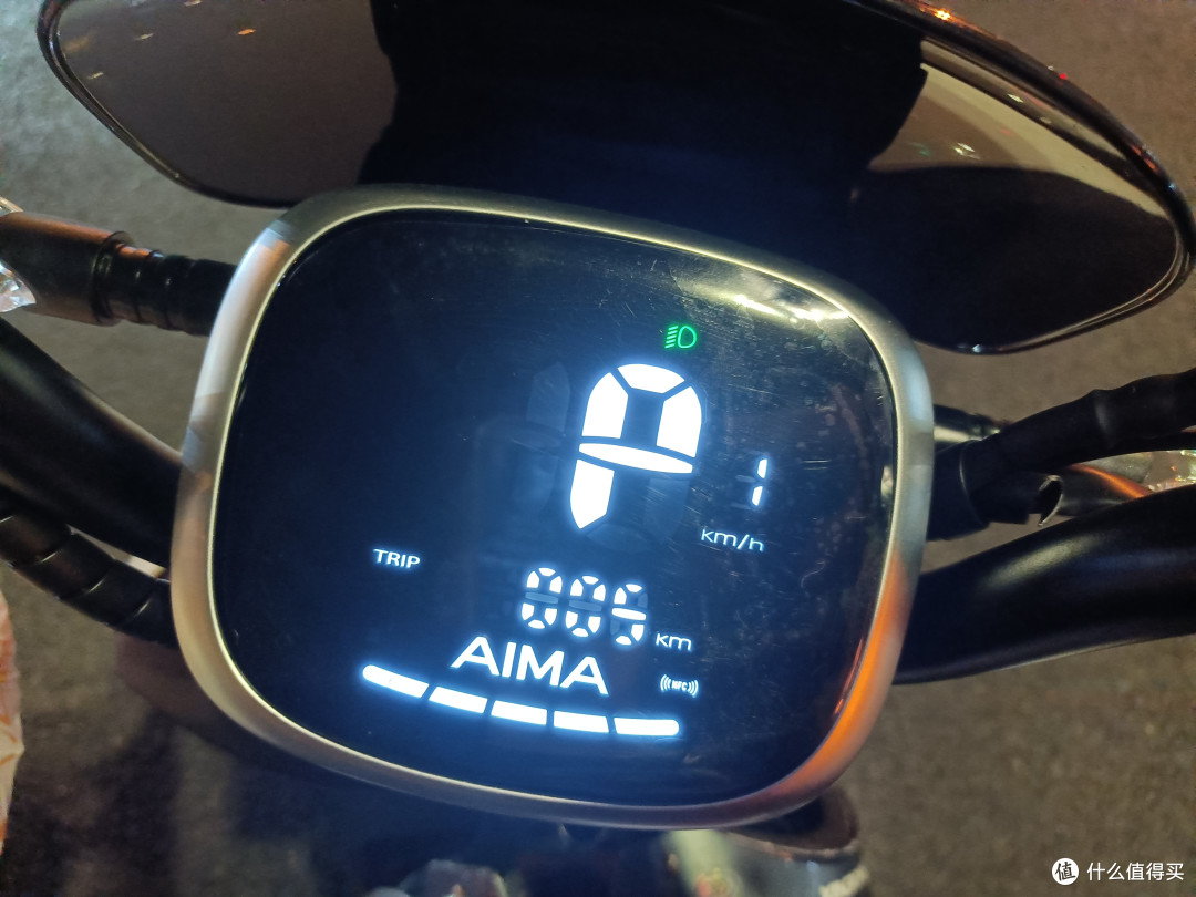 爱玛🛵引擎MAX款开跑，速度是40迈心情依然自在_电动车_什么值得买