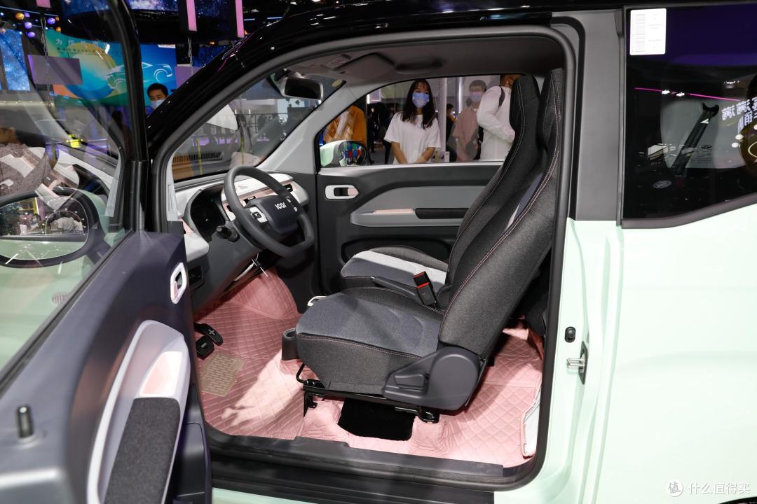 5万以内买电动车，奇瑞QQ冰淇淋VS五菱宏光MINIEV，到底谁更甜？_汽车整车_什么值得买