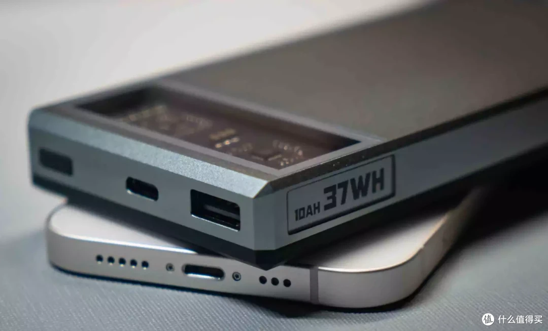 尽显科技极客风，TEGIC BLOCK 30W移动电源体验报告_移动电源_什么值得买