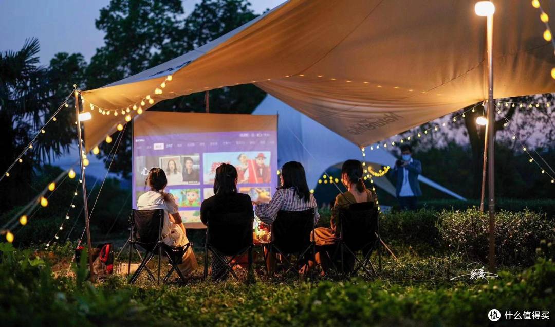 极米Z6X vs 峰米S5！3000元轻量级投影谁最值得买_投影仪_什么值得买