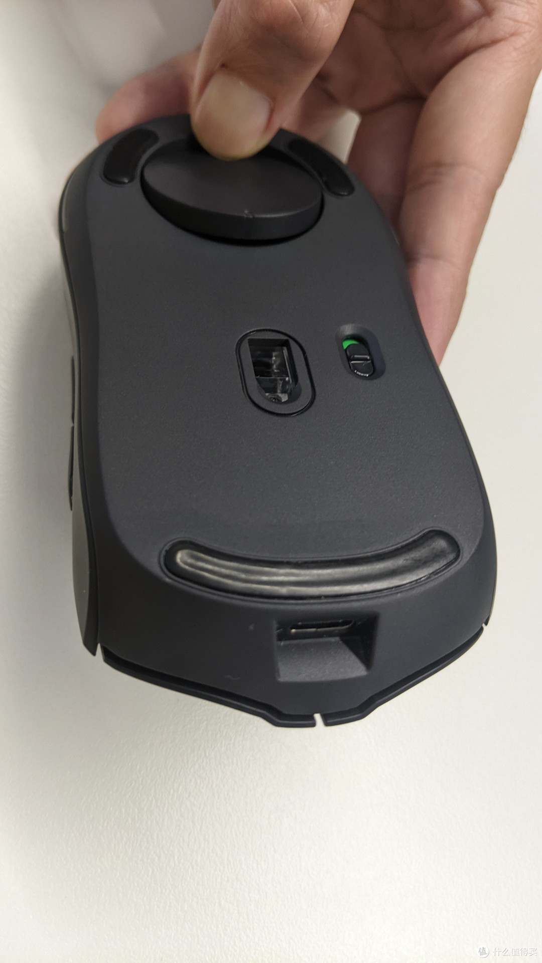 73g的RGB版低配GPW，戴记严选 GM3323D上手_鼠标_什么值得买