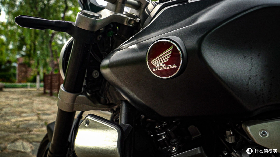 从20w的 CB1000R 来看看 Honda CB 系列的辉煌_摩托车整车_什么值得买