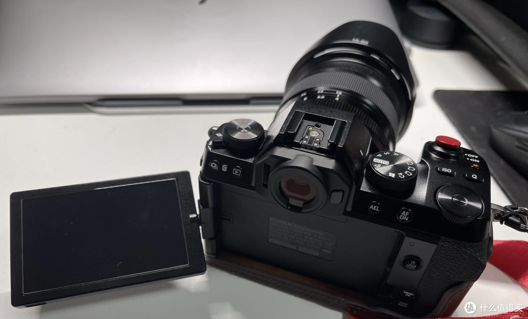年轻人第一台无反微单相机📷，富士XS10入手体验_相机_什么值得买