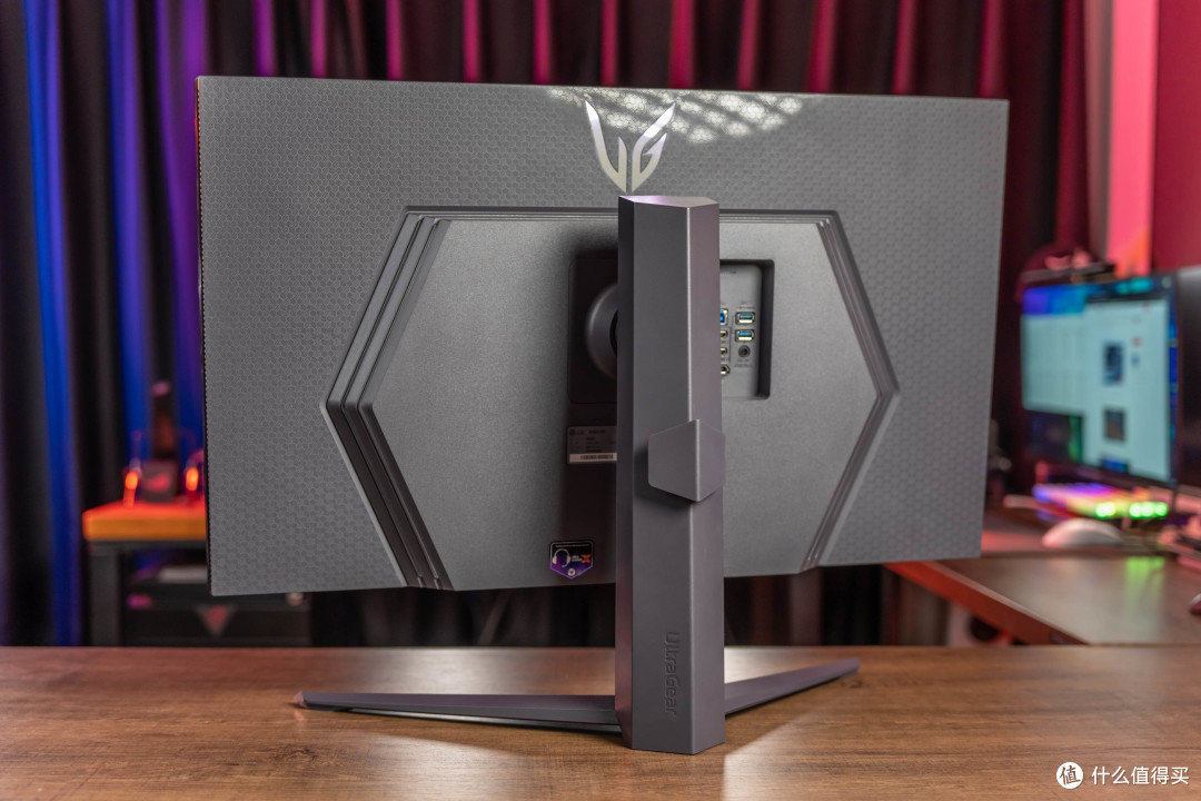 是它需要RTX4090还是RTX4090需要它？LG 乐金 UltraGear 32GQ950 32吋4K144Hz显示器体验_显示器_什么值得买