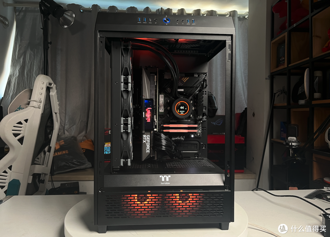 真海景房非他莫属：TT Tower500塔式机箱+钢影TOUGHLIQUID Ultra 360水冷+钢影PF1白金全模组850w_机箱_什么值得买