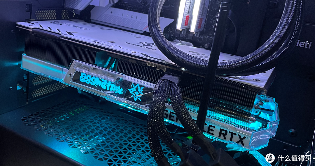 平民法拉利再升级，金百达 刃 3600 CJR RGB内存测评_台式机内存_什么值得买