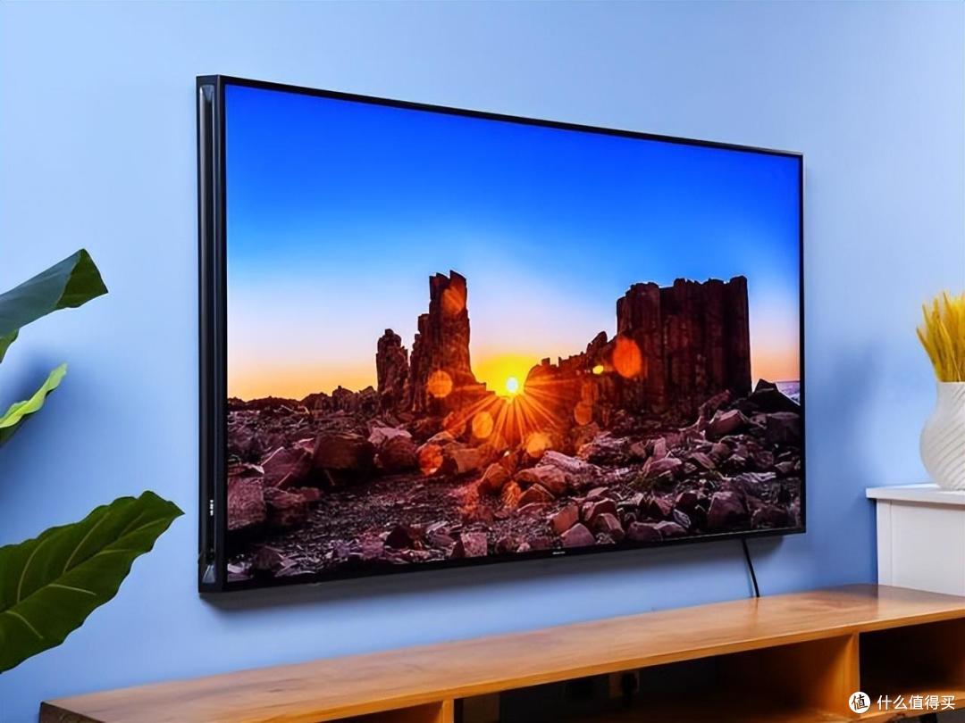 海信E8H和海信U8H有什么区别？配置对比哪个更好？选购建议帮您_电视_什么值得买