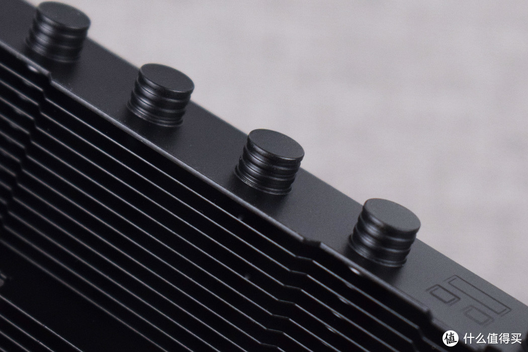 利民AXP120-X67 BLACK开箱试玩：富有可玩性的经典设计_CPU散热器_什么值得买