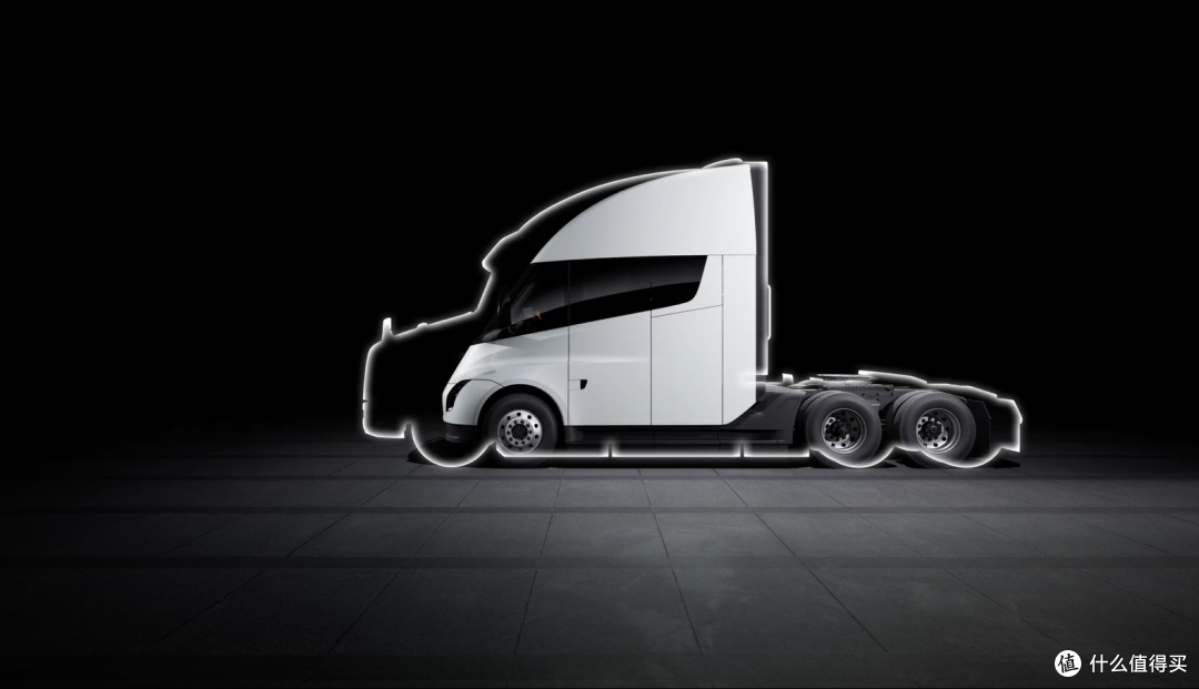 特斯拉 Semi 交付：它是野兽，它像 Model 3一样好开_汽车整车_什么值得买