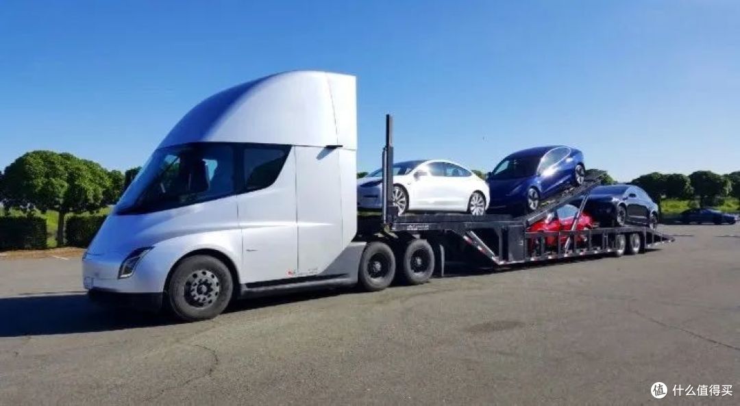 特斯拉 Semi 交付：它是野兽，它像 Model 3一样好开 汽车整车 什么值得买
