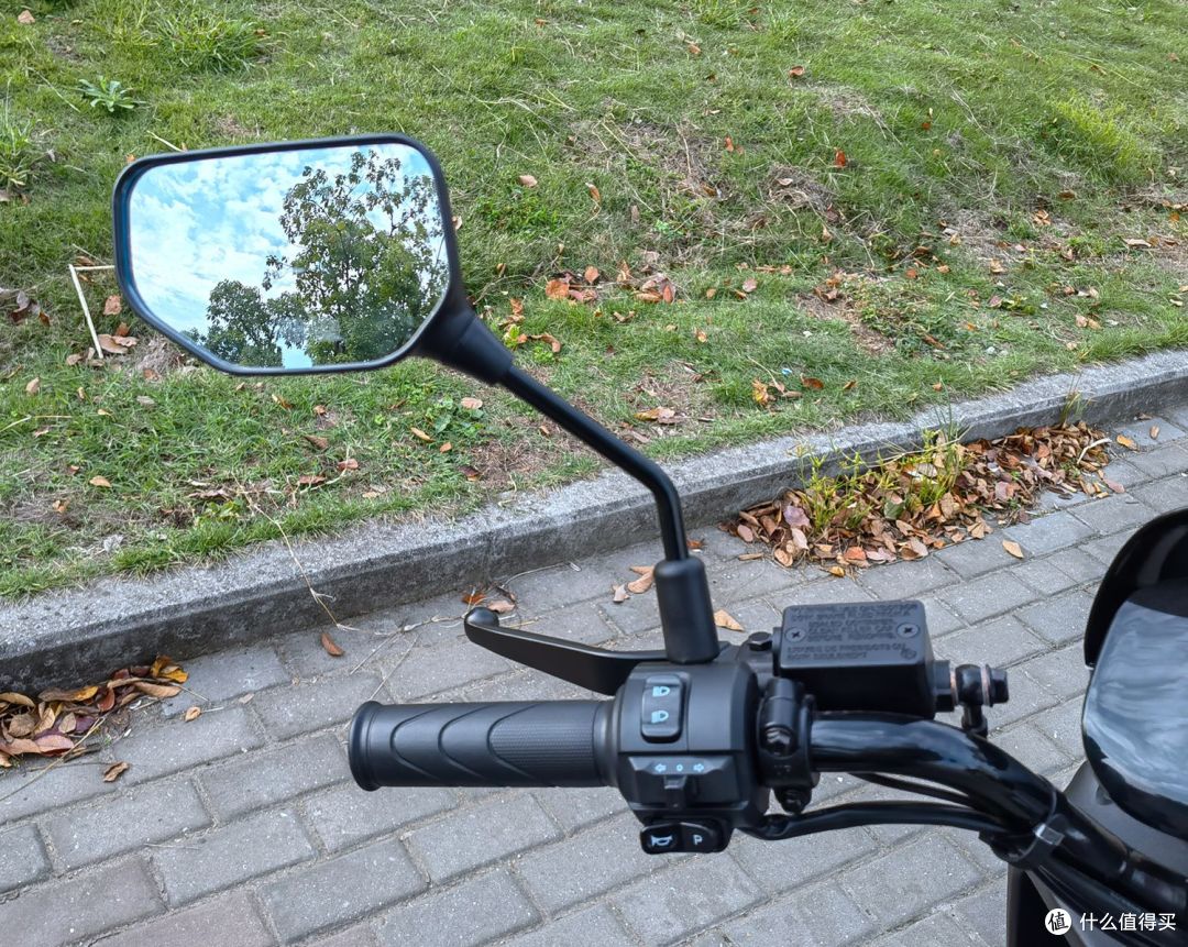 骑上我心爱的小雅迪，它永远不会堵车---雅迪E8S骑行一个月感受_电动车_什么值得买