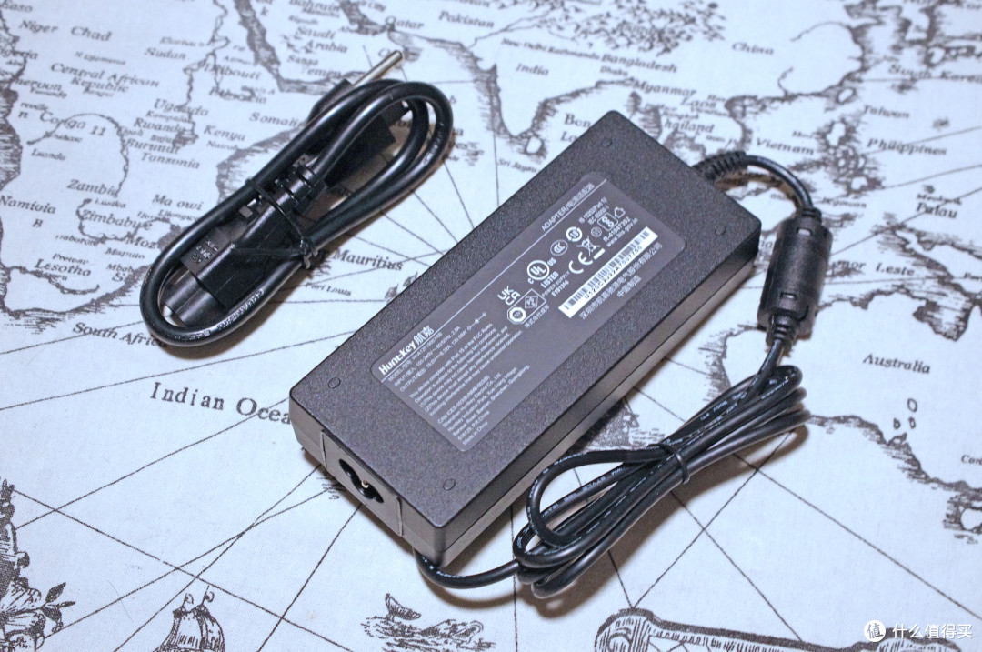 超小体积，强悍性能：零刻 SER6 Pro 高性能迷你电脑评测_台式机_什么值得买