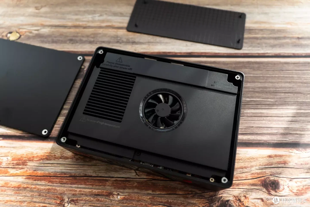 搭载 AMD 最强核显 680M 零刻 GTR6 深度评测_台式机_什么值得买