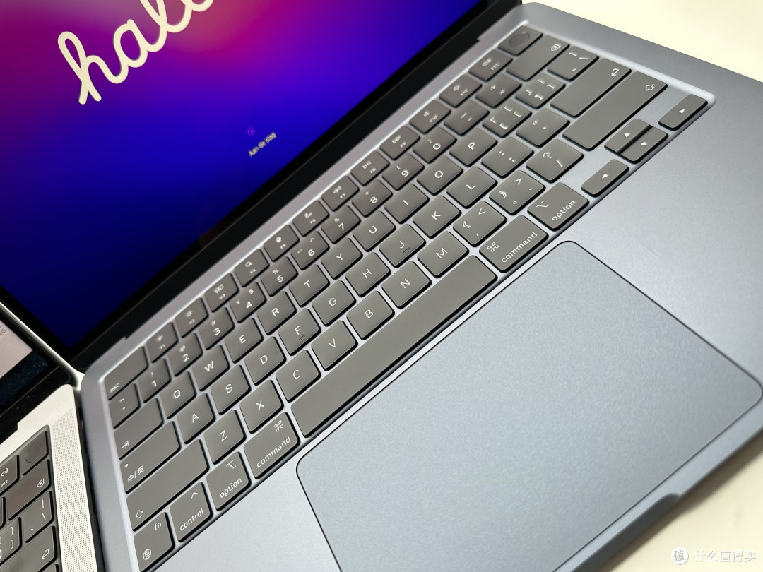 你需要一台MacBook Air，还是MacBook Pro？_笔记本电脑_什么值得买