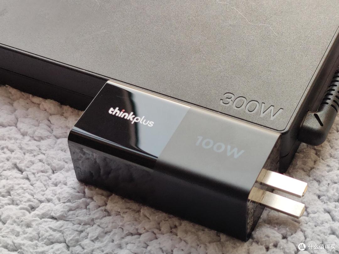 小巧身材 强悍内在 —— Thinkplus 100W口红电源使用体验_移动电源_什么值得买
