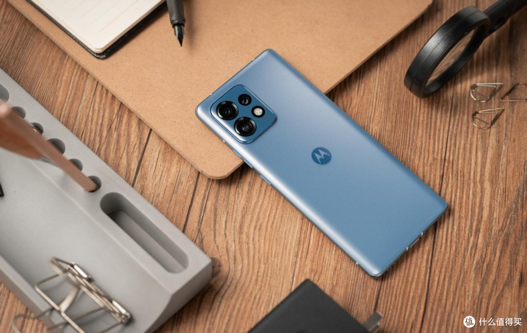 moto X40深度体验：旗舰配置拉满，争做手机中的SUV_安卓手机_什么值得买