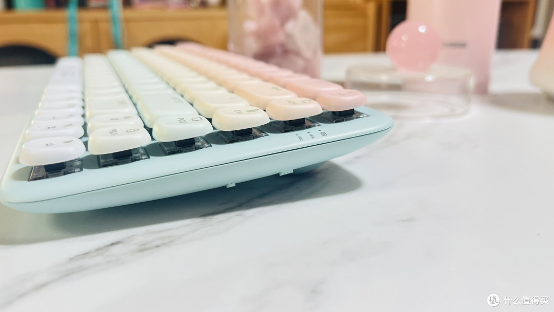 双旦将至，送给敲代码的小仙女一个神仙颜值的绿联fun+键盘_无线键盘_什么值得买