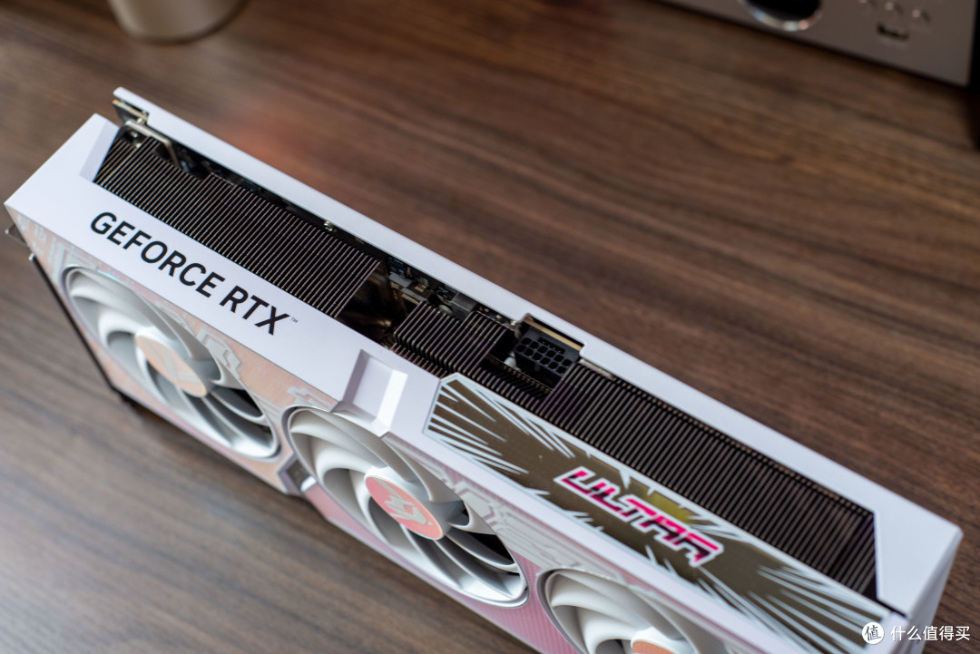 游戏卡 OR 生产力？售价近W的4080底气何在｜ iGame GeForce RTX 4080 Ultra W 16G 测评_显卡_什么值得买