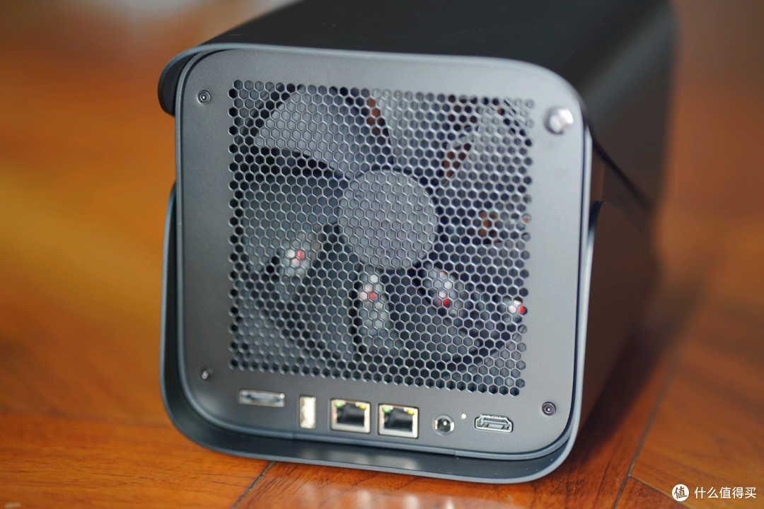 极空间旗舰nas z4s+a4优缺点分享_NAS存储_什么值得买