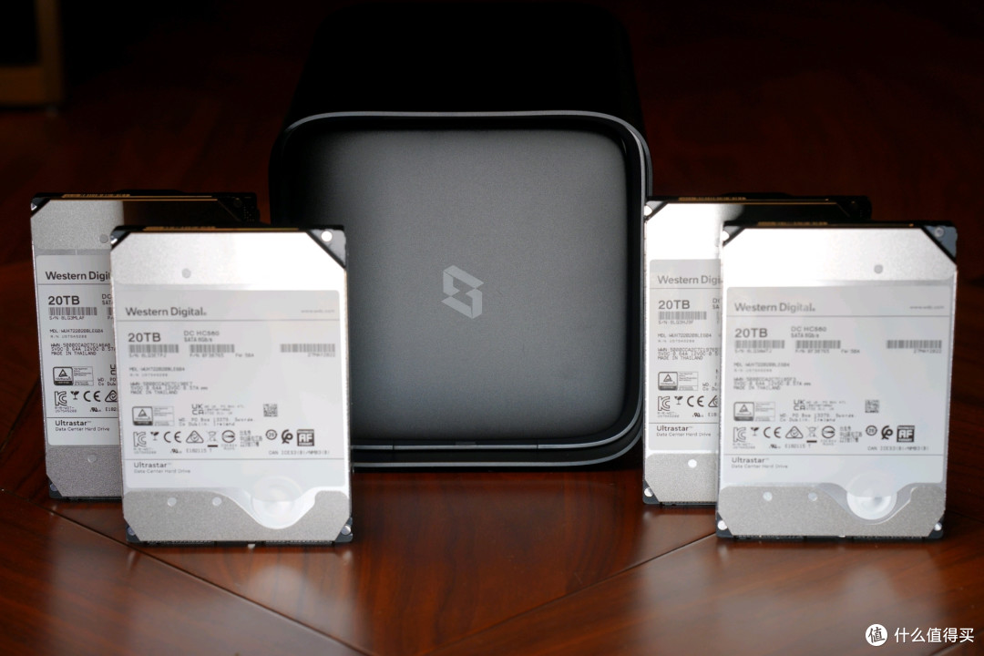 极空间旗舰nas z4s+a4优缺点分享_NAS存储_什么值得买