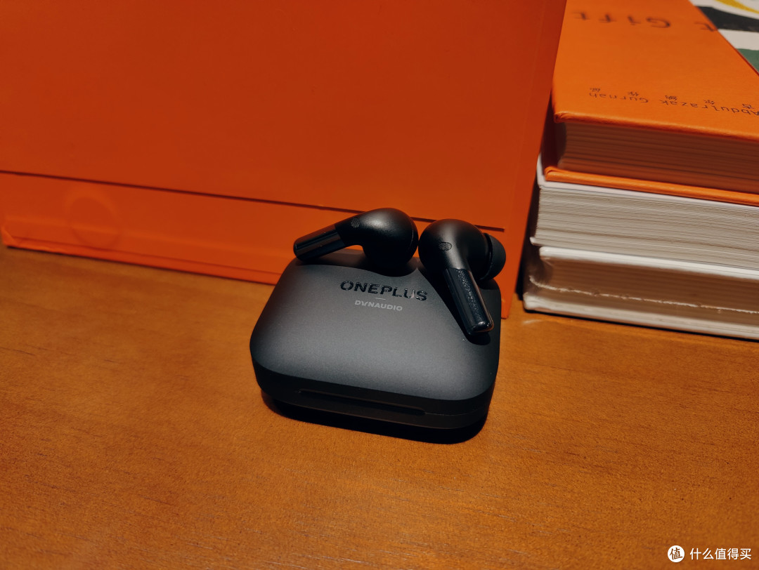 卷出空间新赛道！一加 Buds Pro2 上手体验_蓝牙耳机_什么值得买