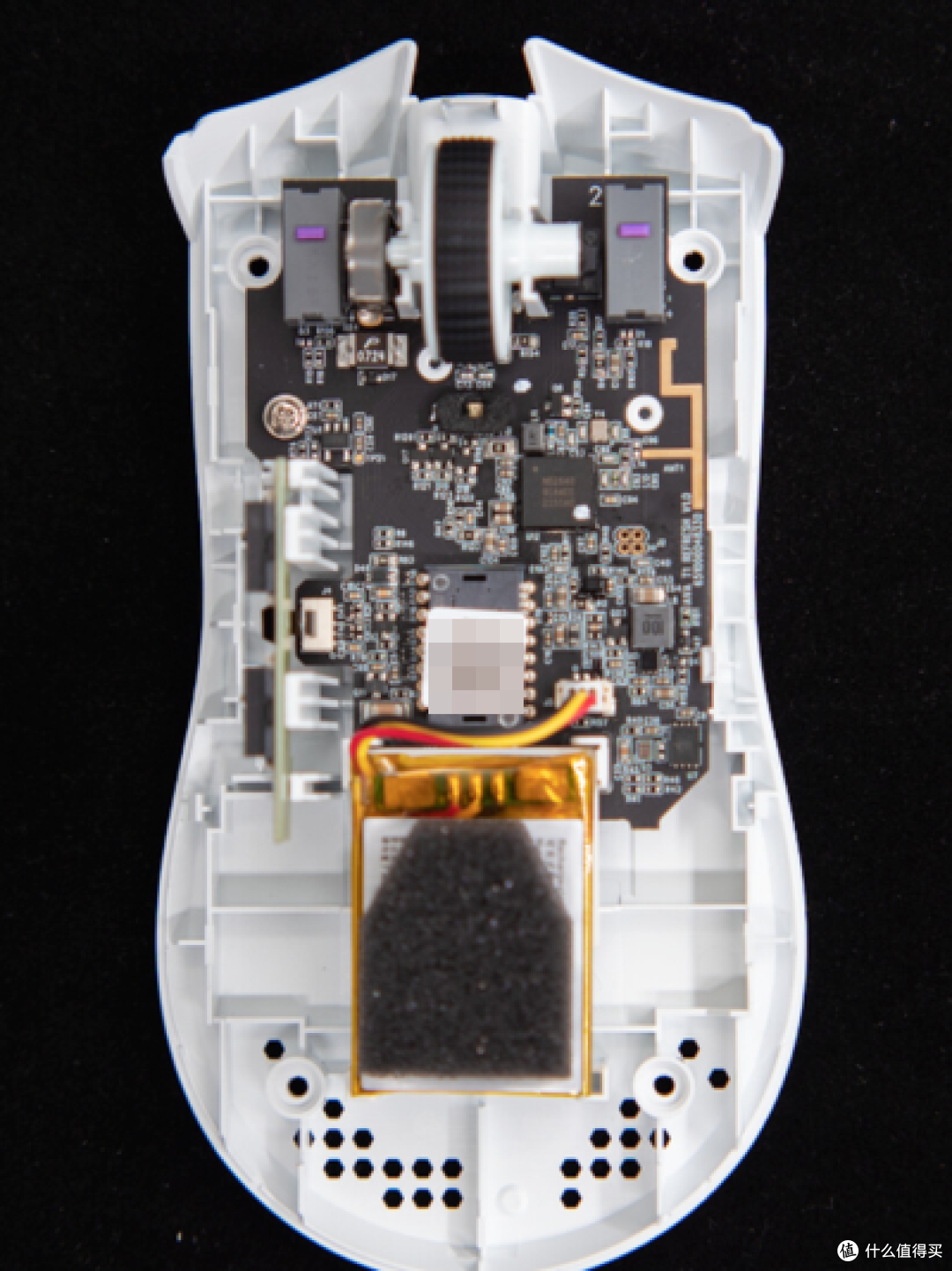 雷蛇顶级旗舰比拼，毒蝰V2和蝰蛇V3究竟哪个更适合你_鼠标_什么值得买