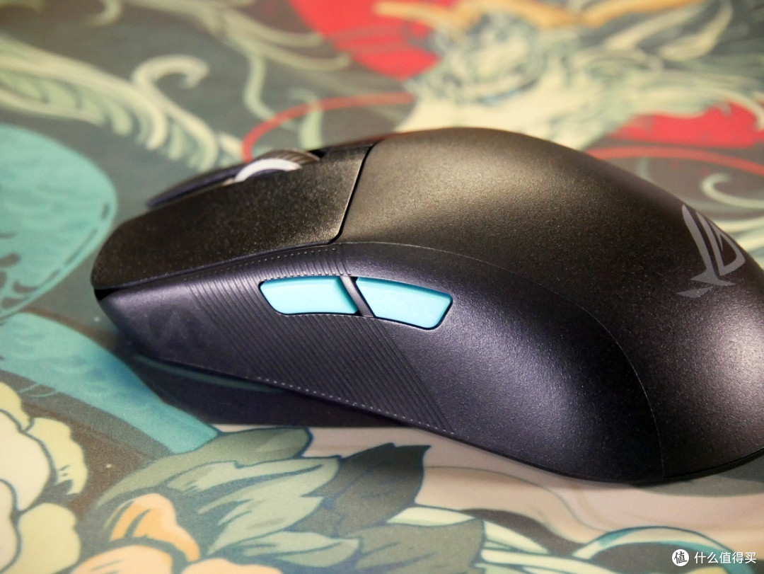 王牌之作——ROG龙鳞ACE X AimLab合作版三模鼠标_鼠标_什么值得买