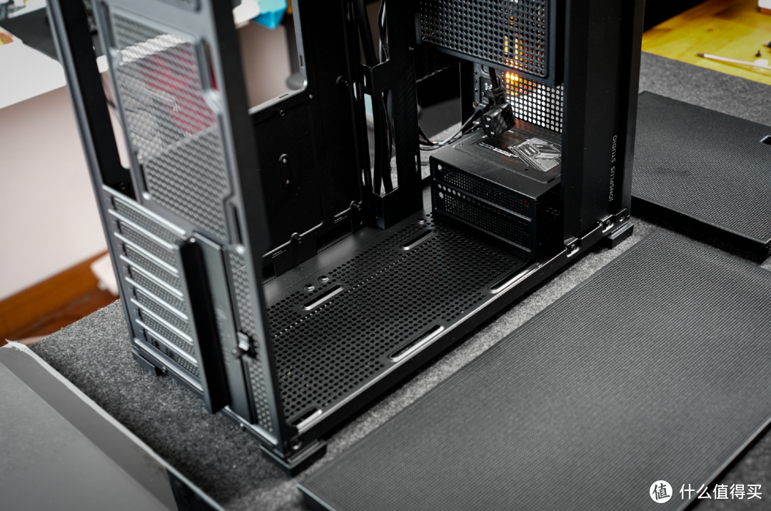 告别闷罐+自带8寸小屏幕！“看片神器”乔思伯D41机箱装机体验_机箱_什么值得买