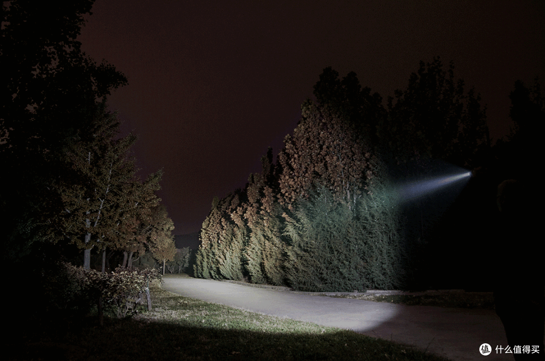 不断自我超越、性能再度升级：JETBeam III M Ultra手电_户外照明_什么值得买