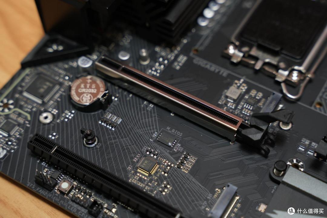 13代非K配它就包没错！技嘉电竞雕WIFI B760M AORUS PRO AX评测_主板_什么值得买