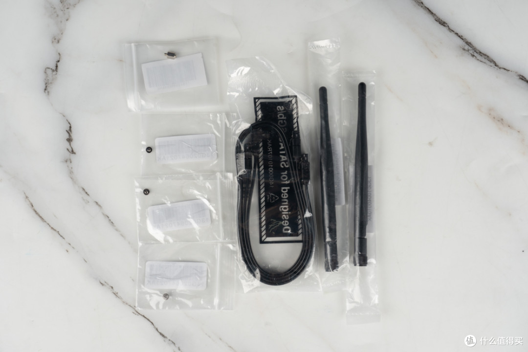 NZXT NZ Z790 主板开箱：单论颜值，ROG不够打？_主板_什么值得买