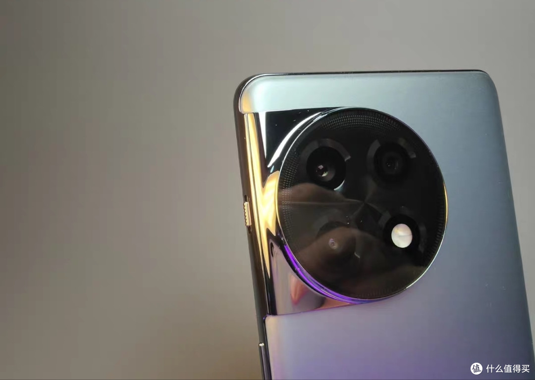 一加Ace2对比iQOO Neo7，买哪台好？_安卓手机_什么值得买