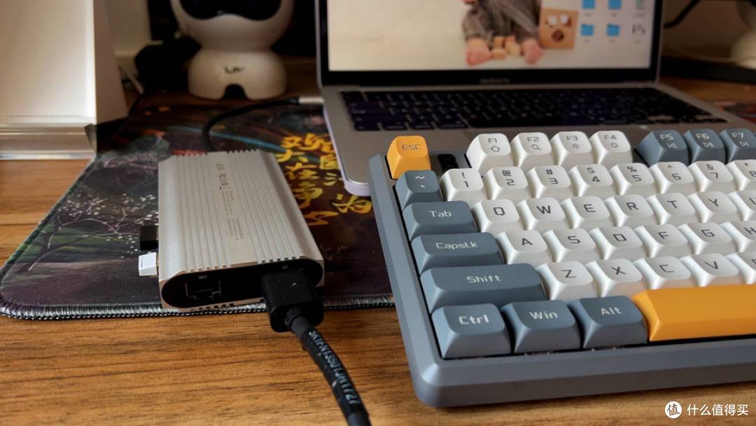 接口满配，颜值上还有"亮"点！奥睿科幻彩RGB12合1 Type-C扩展坞 _接口转换器_什么值得买