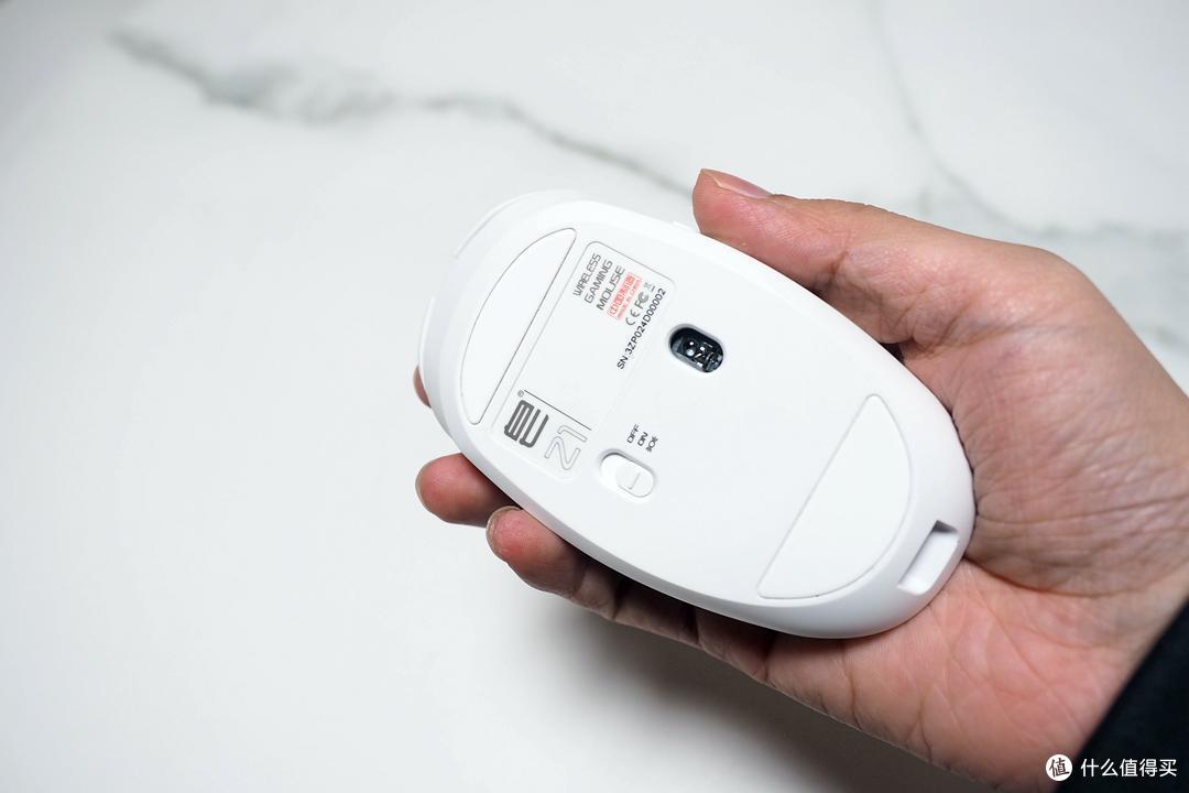 皂品Z1游戏鼠标评测 —— 桌面新宠，轻量化无线鹅蛋鼠_鼠标_什么值得买