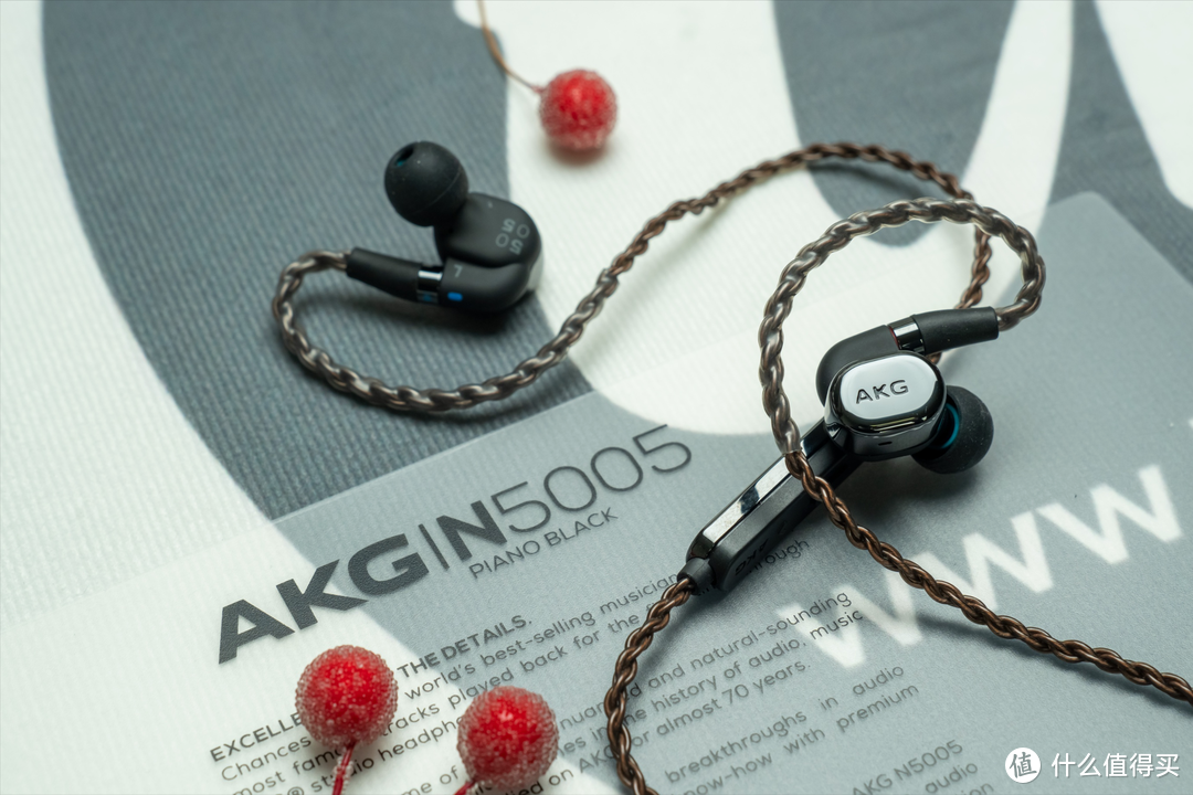 上市5年跳水8成！如今热销超万件？AKG N5005旗舰耳机深度测评_耳机_什么值得买