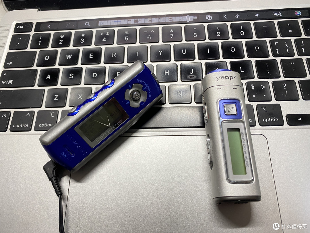 艾利和iriver品牌iFP系列mp3刷无驱固件教程__什么值得买