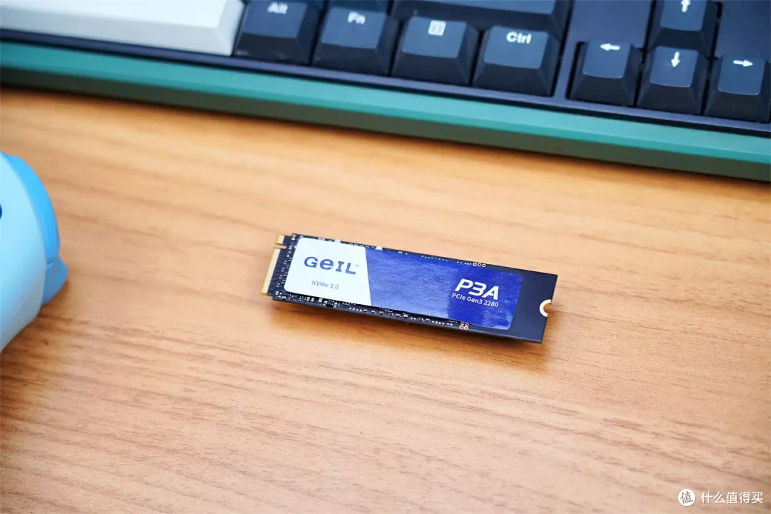 金邦P3A 1TB售价200多元，能不能入手你说了算！_机箱_什么值得买