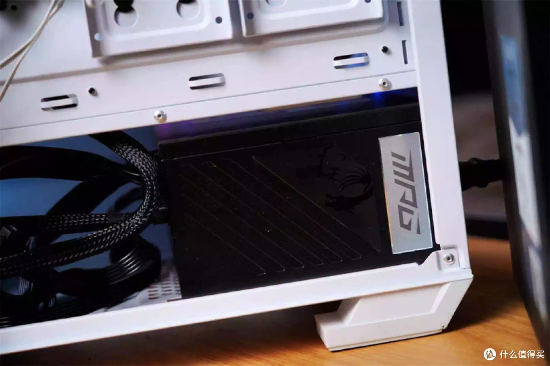 金邦P3A 1TB售价200多元，能不能入手你说了算！_机箱_什么值得买