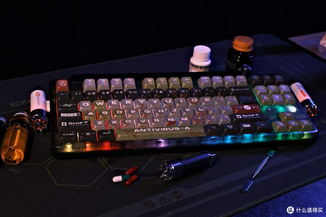生化危机即视感，电竞瘟疫辐射风，KEYSME幽灵船机械键盘首发评测_无线键盘_什么值得买