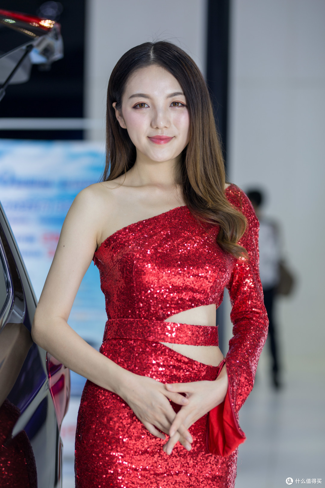 蔚来ES6与奔驰GLC的对比分析，45万预算如何选择？_汽车整车_什么值得买