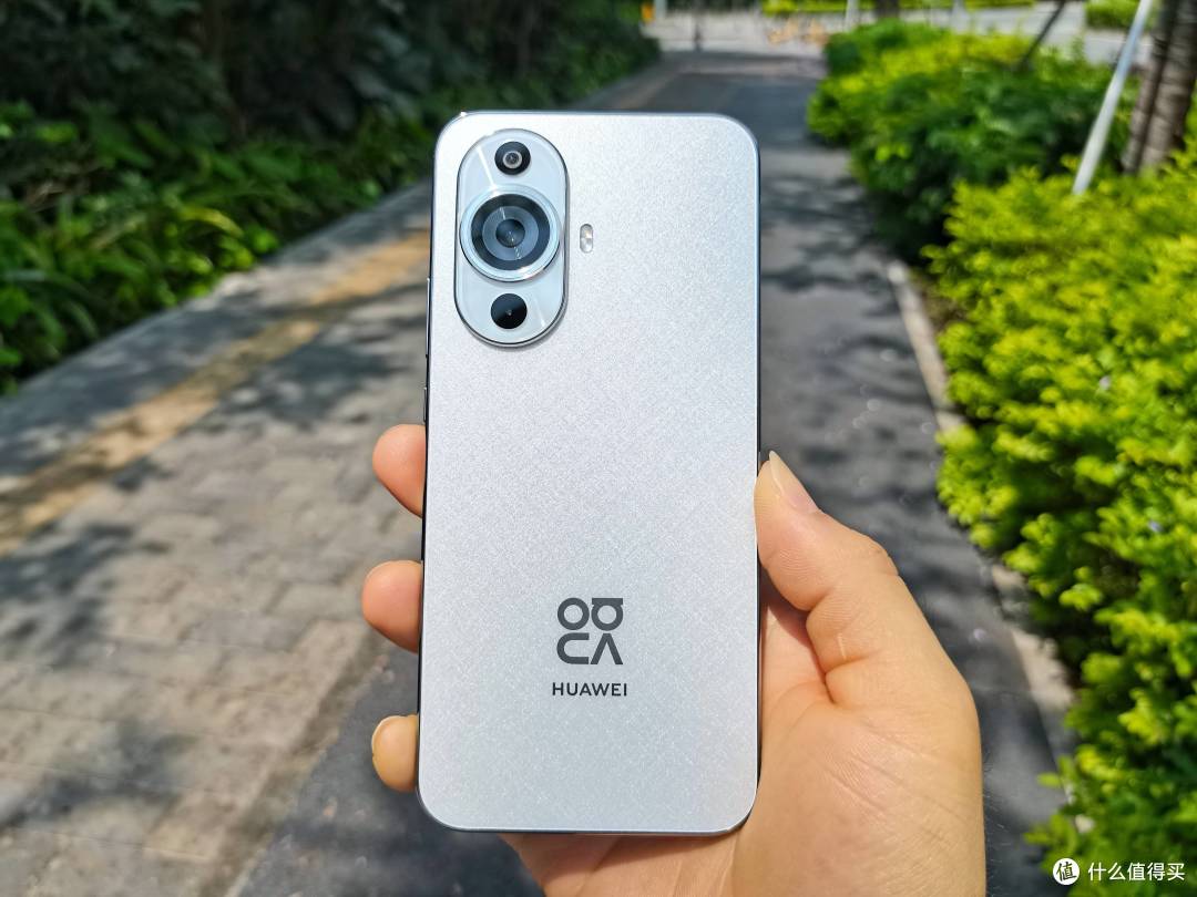 华为nova 11真机评测：超感知影像+nova游戏引擎，硬核性能真的香_手机_什么值得买