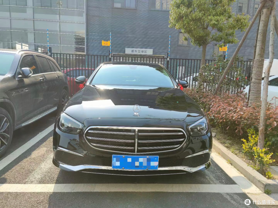 车主分享：提了奔驰E300L妹子都想我带她们兜风，静音很好妹子很喜欢_轿车_什么值得买