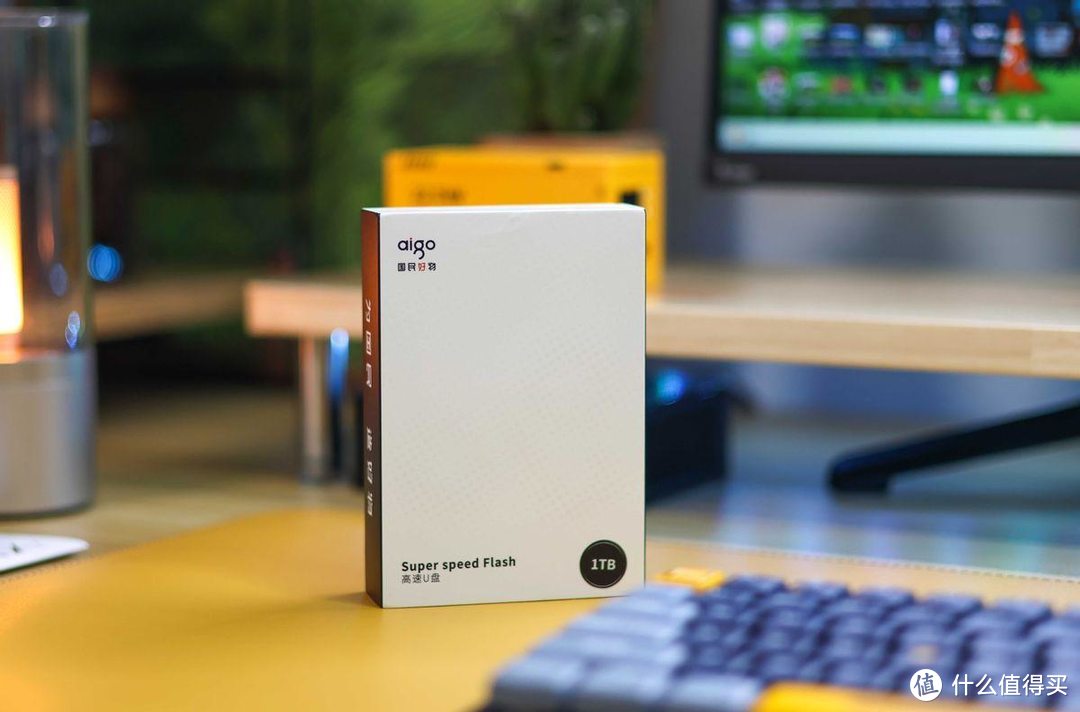 全盘读写不掉速，国产存储站起来了！aigo U393固态U盘评测_U盘_什么值得买