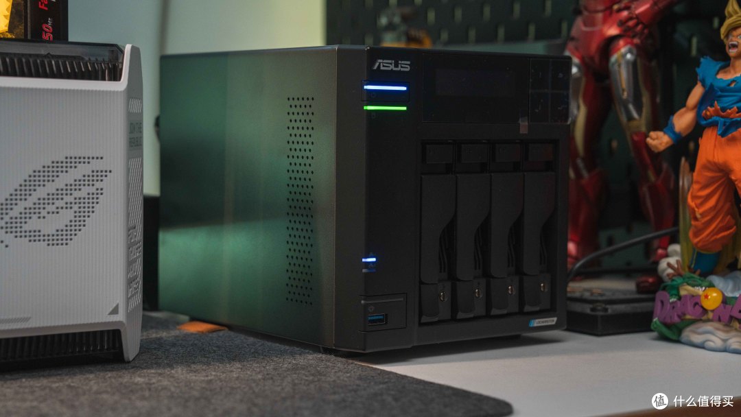 全能专业易用｜华硕AS6704T NAS试用_NAS存储_什么值得买