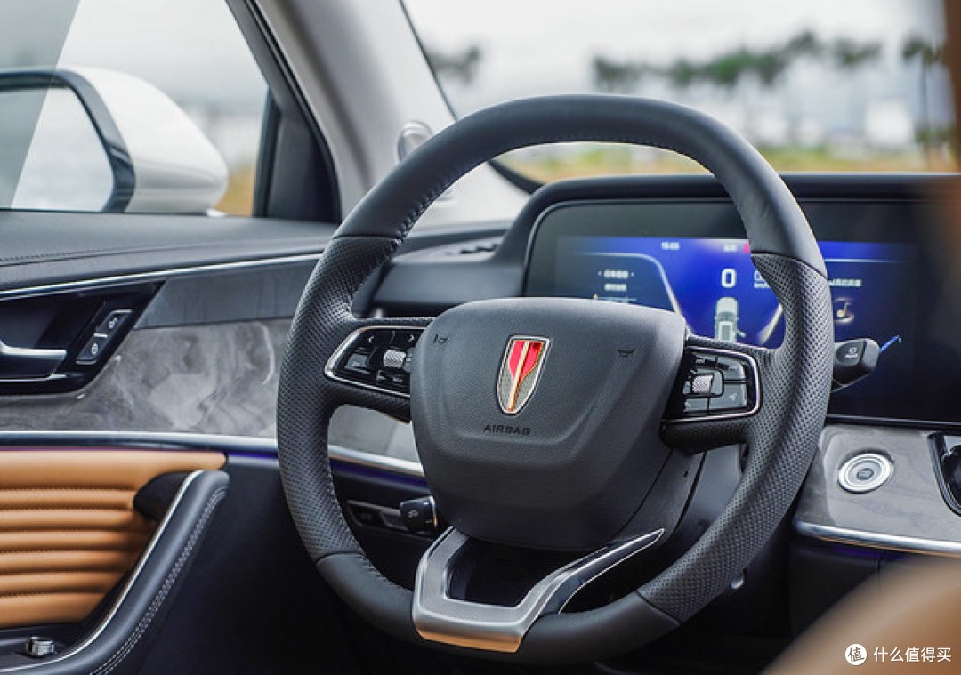 颜值出众/换装8AT 新红旗HS5试驾体验_中大型SUV_什么值得买