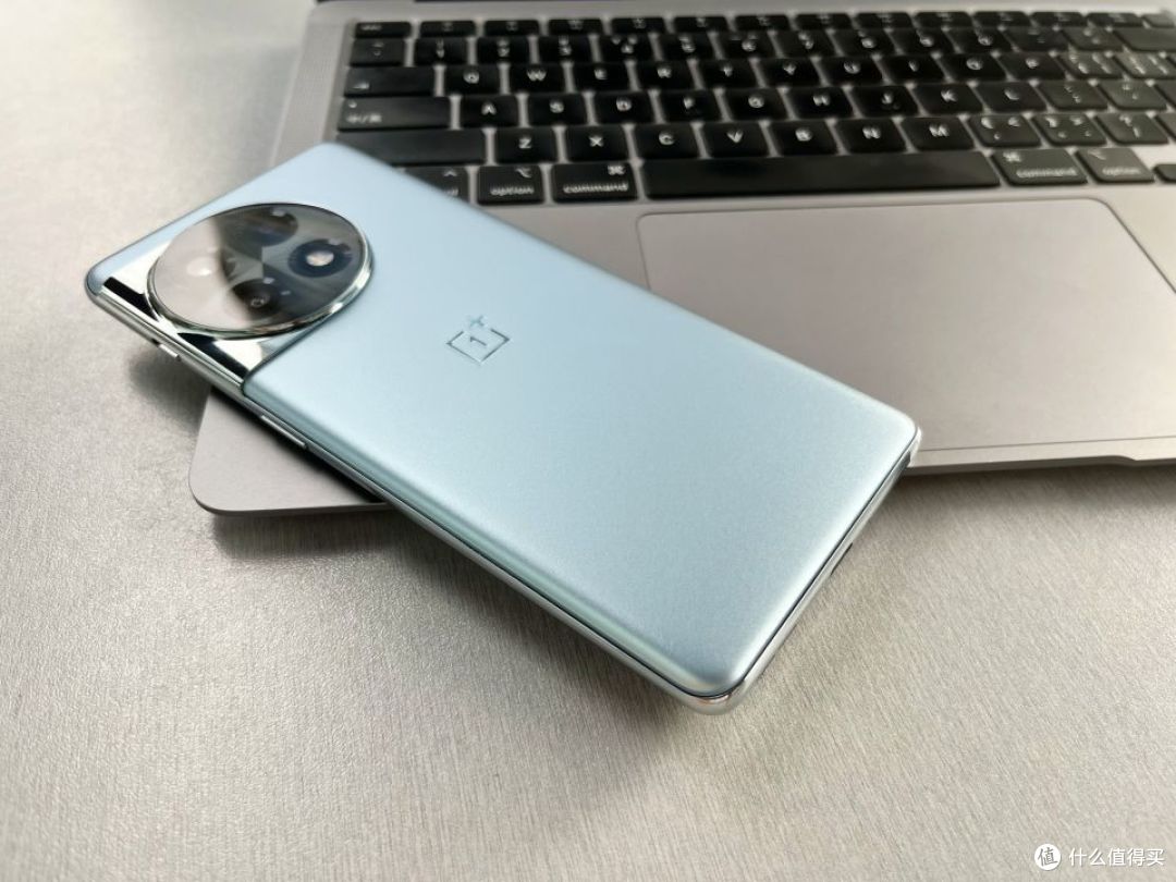 618值得入手的性价比机皇：一加Ace2体验分享_安卓手机_什么值得买