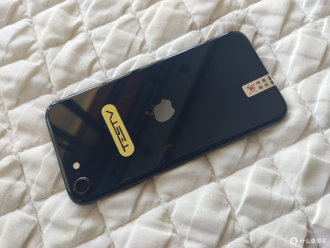 最性价比游戏手机 iPhone se3 美版主观评测 1100块的a15值吗？_手机_什么值得买