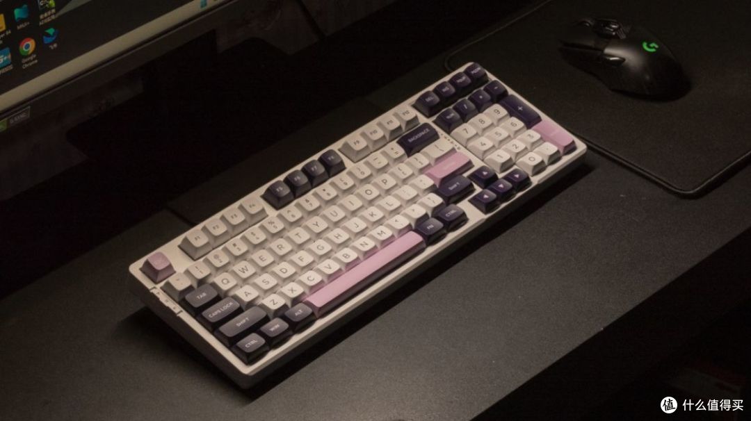 V98 Pro蓝莓冰淇淋轴版：一次值得信任的产品升级 _键盘_什么值得买